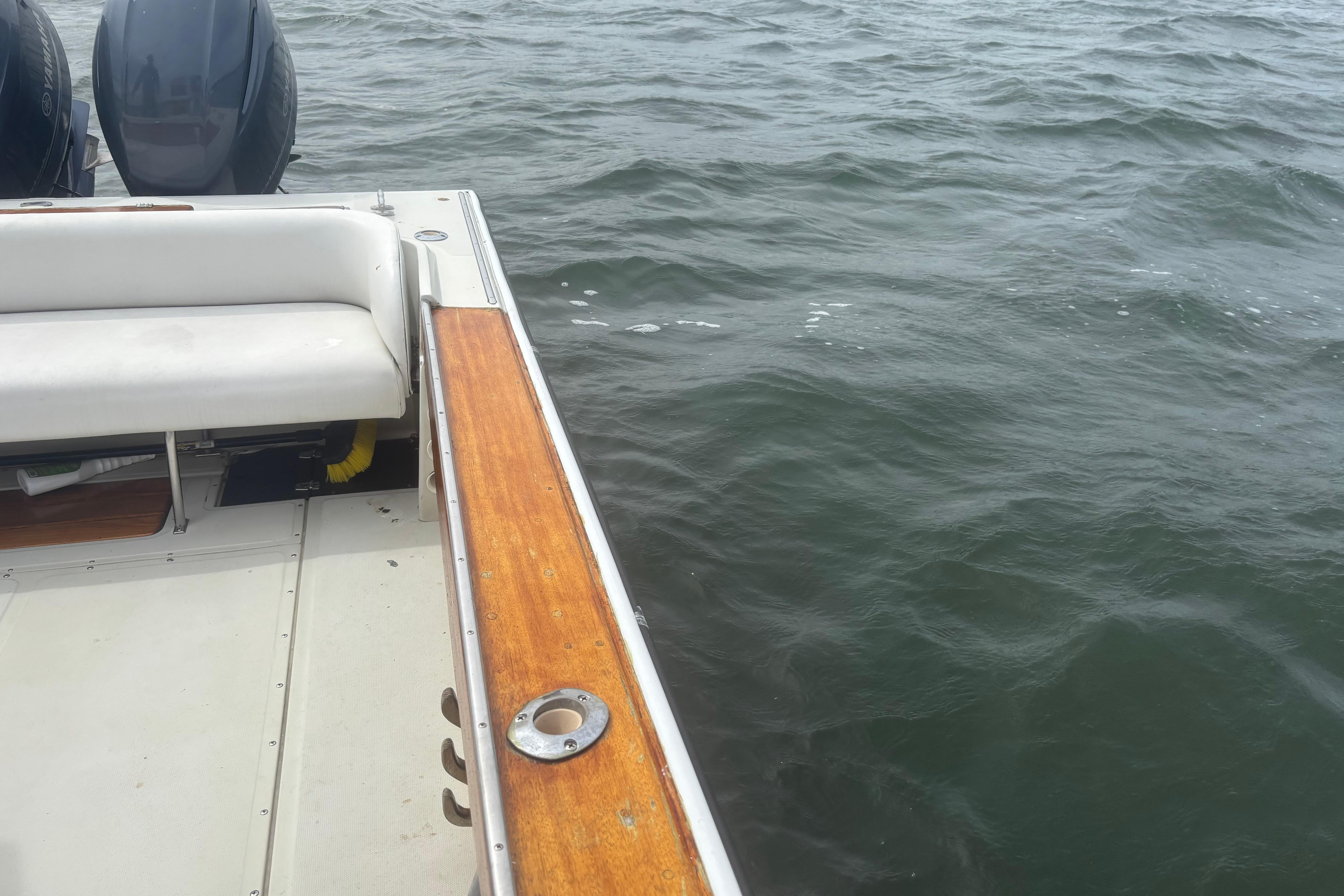 1988 Boston Whaler 25 Outrage for Sale in Oyster Bay, NY, United States ...